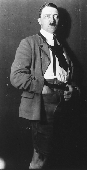 Hitler in Lederhosen Set #1 – Heinrich Hoffmann Photo Gallery
