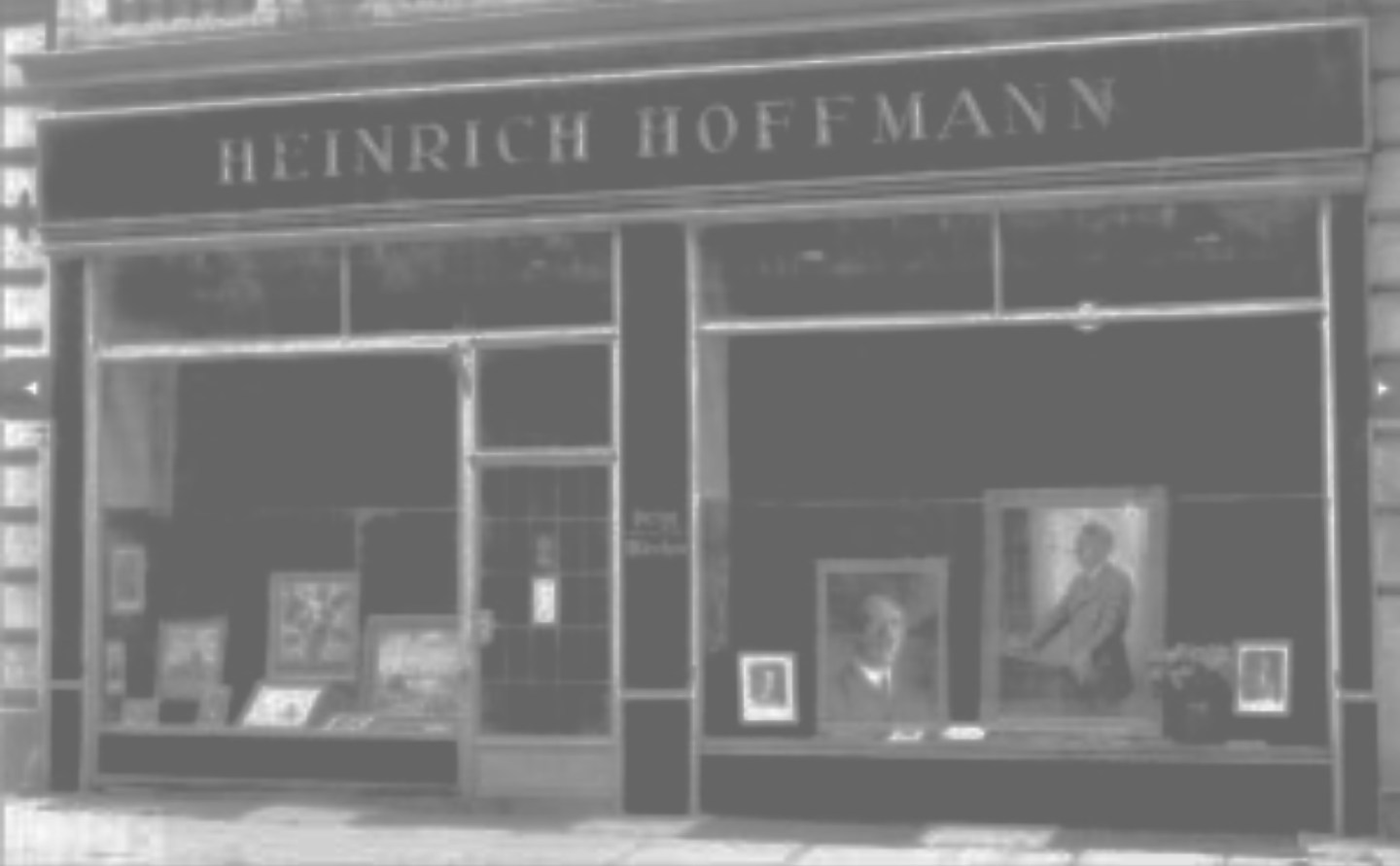 Hitler in Paris – Heinrich Hoffmann Photo Gallery