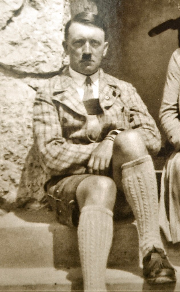 Hitler in Lederhosen Set #1 – Heinrich Hoffmann Photo Gallery