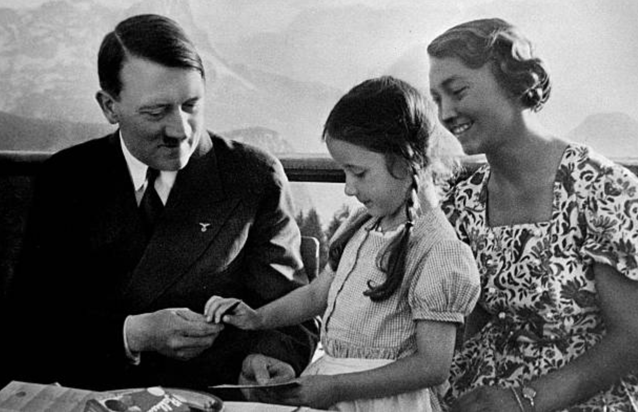 ‘Hitler in His Mountains’ – Heinrich Hoffmann Photo Gallery