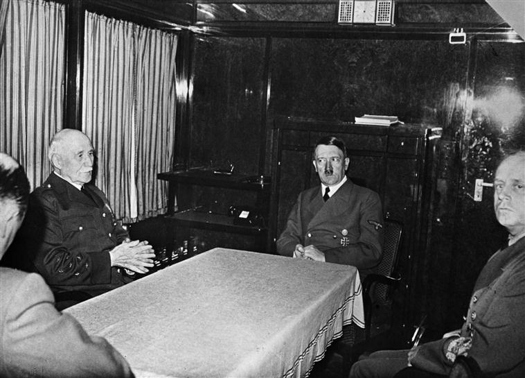 Hitler’s Special Train 🚂 – Heinrich Hoffmann Photo Gallery