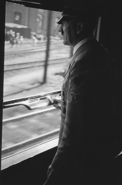 Hitler’s Special Train 🚂 – Heinrich Hoffmann Photo Gallery
