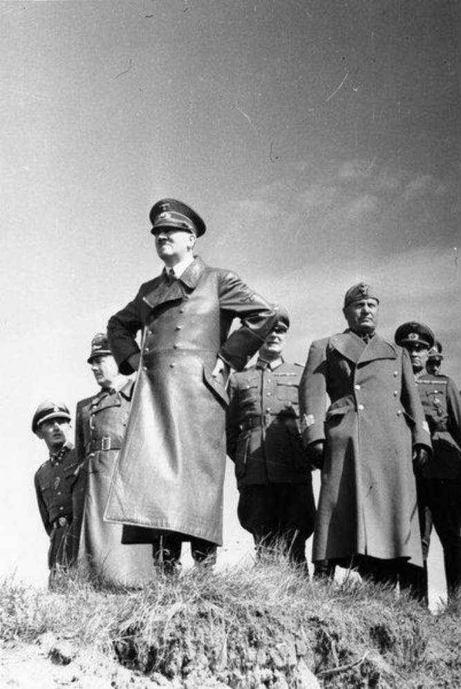 Hitler in a Leather Coat – Heinrich Hoffmann Photo Gallery