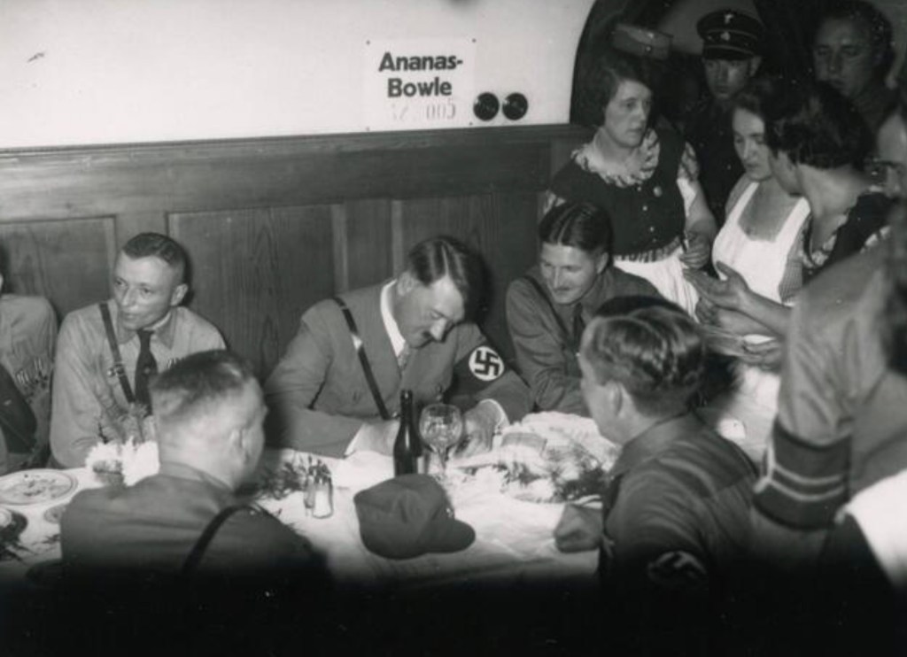Hitler at the Brown House – Heinrich Hoffmann Photo Gallery