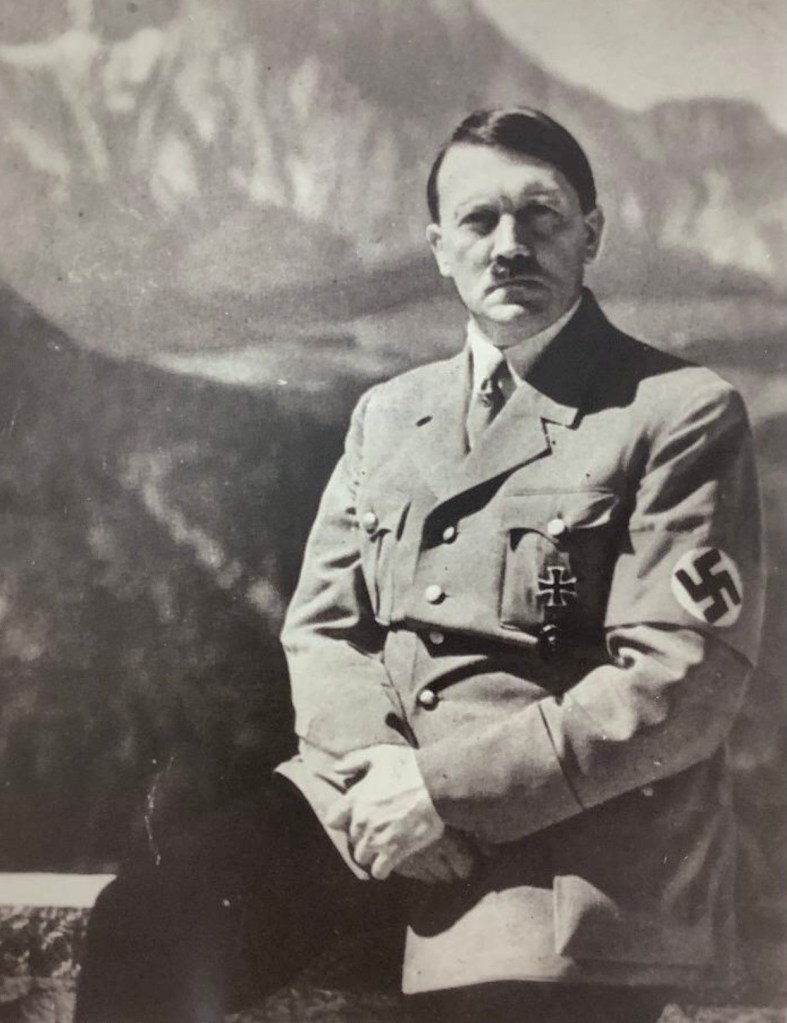 Hitler in Uniform – Heinrich Hoffmann Photo Gallery
