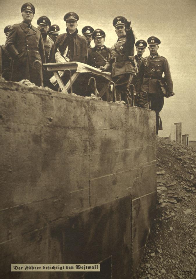 Hitler in a Cape – Heinrich Hoffmann Photo Gallery