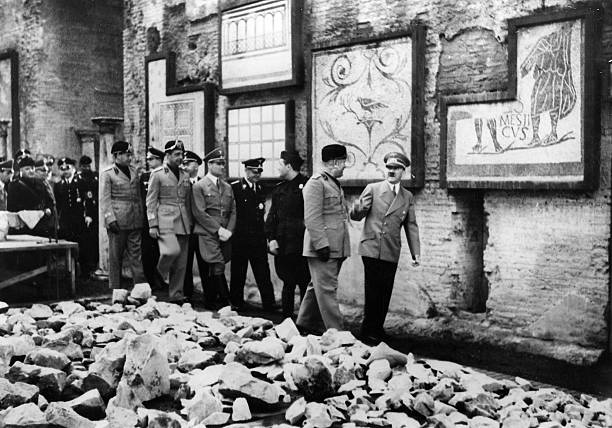 Hitler & Mussolini – Heinrich Hoffmann Photo Gallery