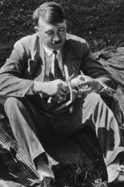 Picnicking with Hitler 🧺 – Heinrich Hoffmann Photo Gallery