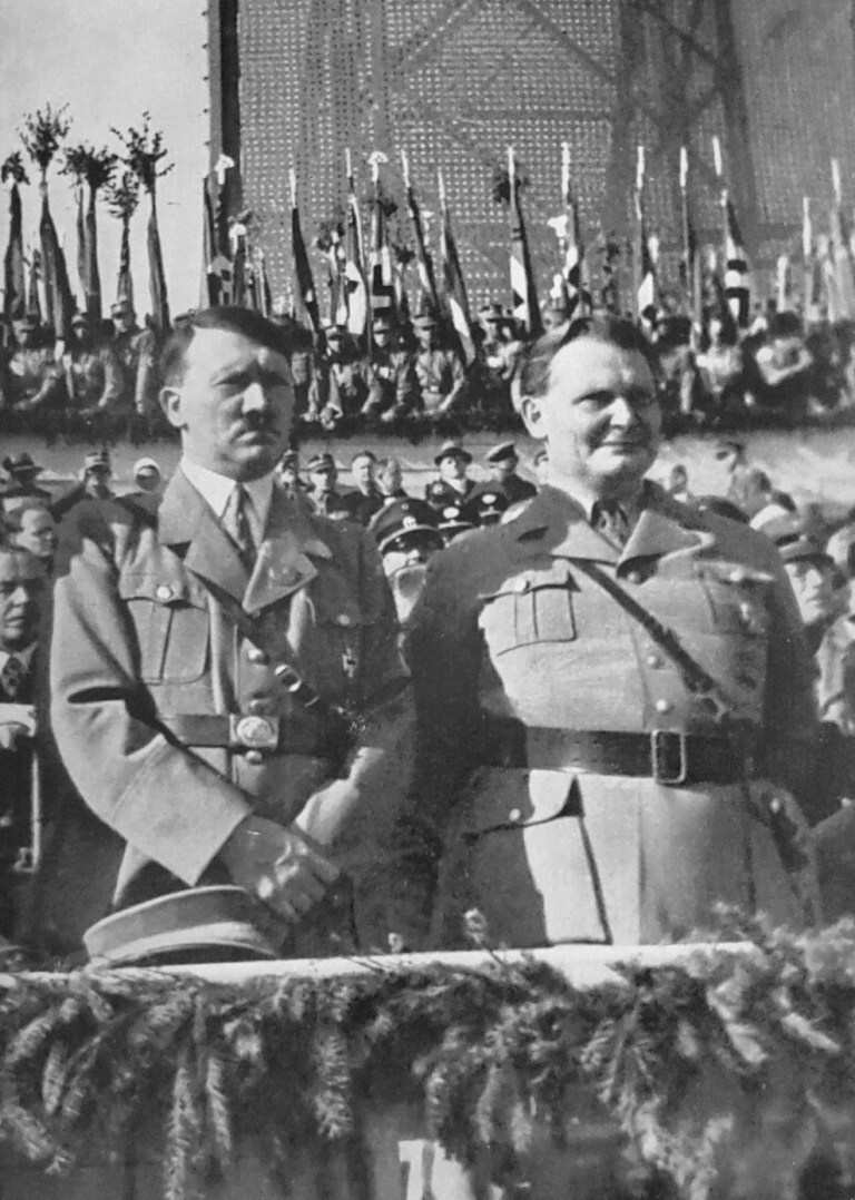 Adolf Hitler: Bilder Aus Dem Leben Des Führers – Heinrich Hoffmann ...