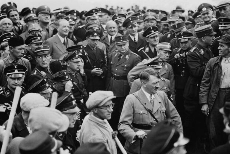 Hitler and the Autobahn – Heinrich Hoffmann Photo Gallery