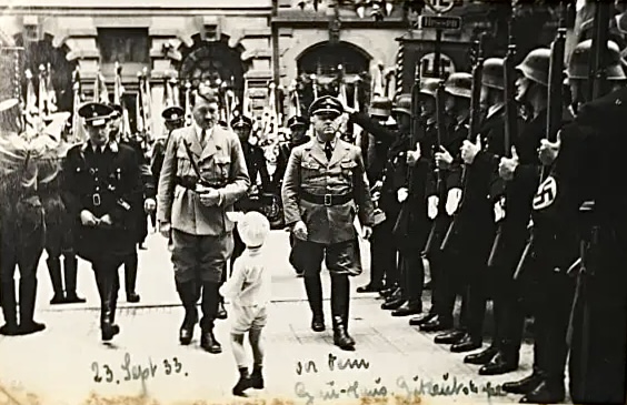 Hitler and the Autobahn – Heinrich Hoffmann Photo Gallery