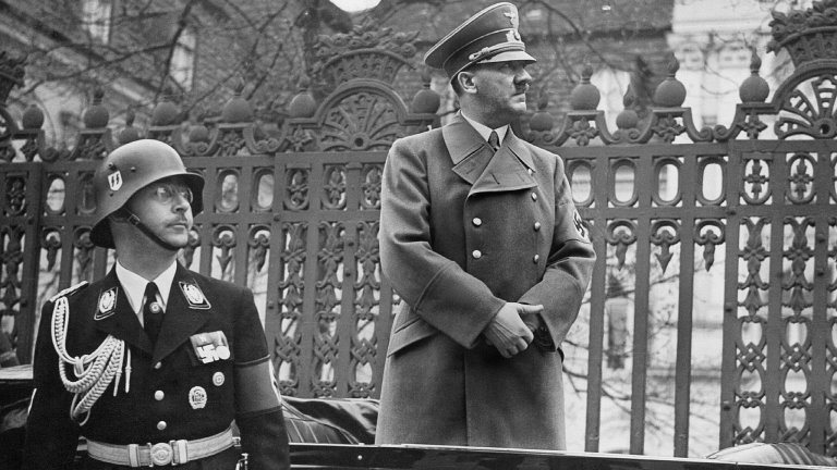 Hitler’s 50th Birthday 🎂 – Heinrich Hoffmann Photo Gallery