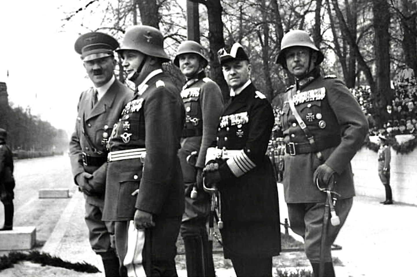 Hitler’s Birthday 🎂 – Heinrich Hoffmann Photo Gallery