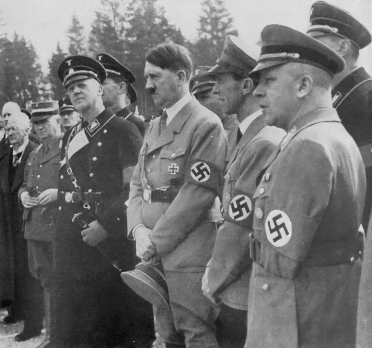 Hitler and the Autobahn – Heinrich Hoffmann Photo Gallery