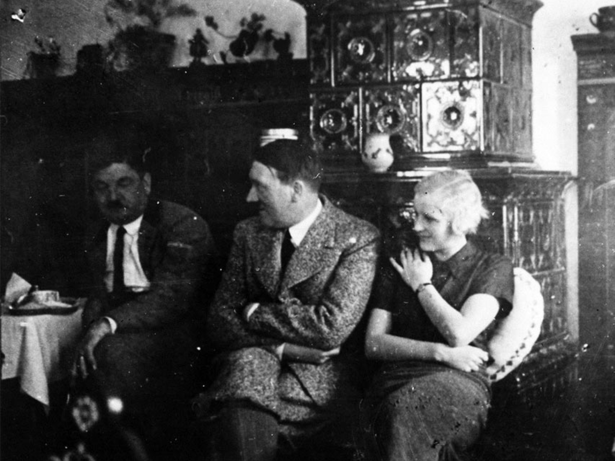 Hitler in Tweed Suit – Heinrich Hoffmann Photo Gallery