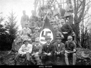 Hitler’s Uniforms – Heinrich Hoffmann Photo Gallery